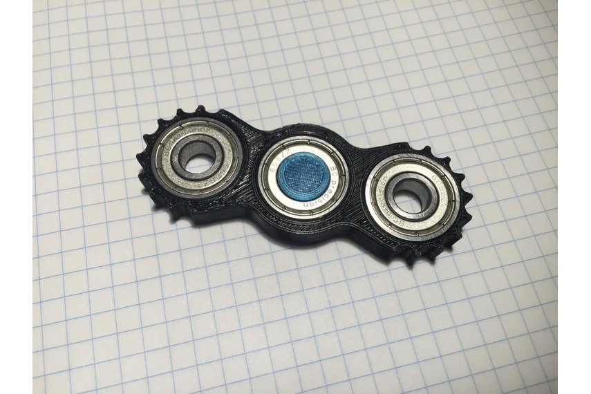 Curvy Pocket Spinner from gearsngizmos on Tindie