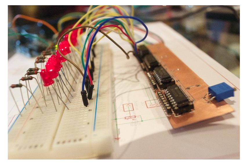 Daisy-chained Shift Registers Board Arduino kit