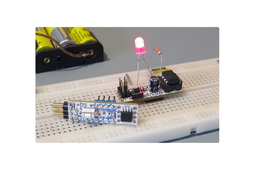 ATtiny85 - TINY VERSATILE ARDUINO COMPATIBLE from AwesomePCB on Tindie