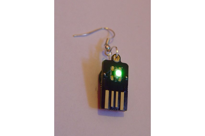 USB supercapacitor Led Earrings from bobricius on Tindie USB supercapacitor Led Earrings from bobricius on Tindie