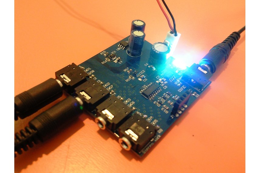 4-channel analog multiplexer/demultiplexer from Chichomecho on Tindie 4-channel analog multiplexer/demultiplexer from Chichomecho on Tindie