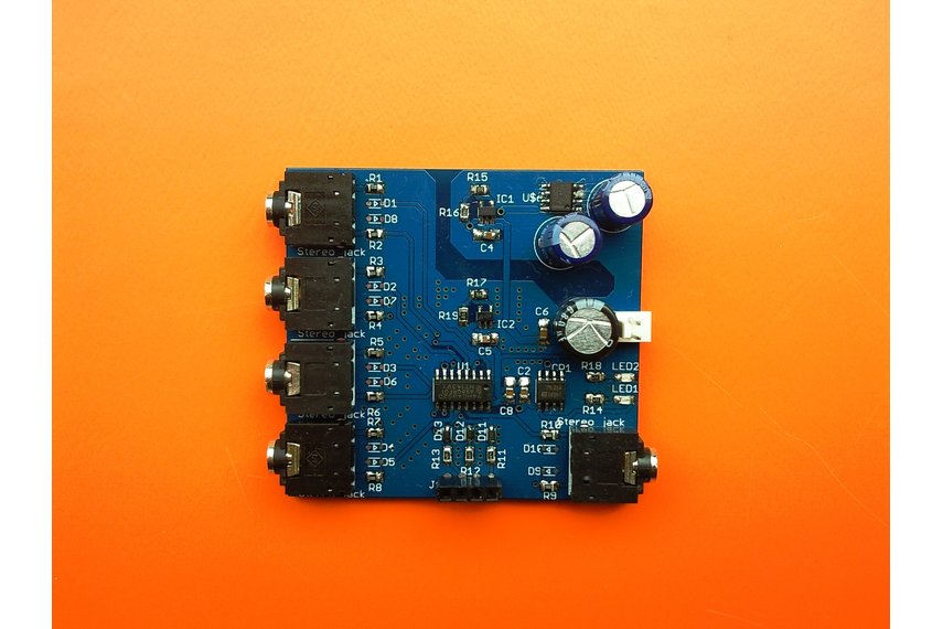 4-channel analog multiplexer/demultiplexer from Chichomecho on Tindie 4-channel analog multiplexer/demultiplexer from Chichomecho on Tindie